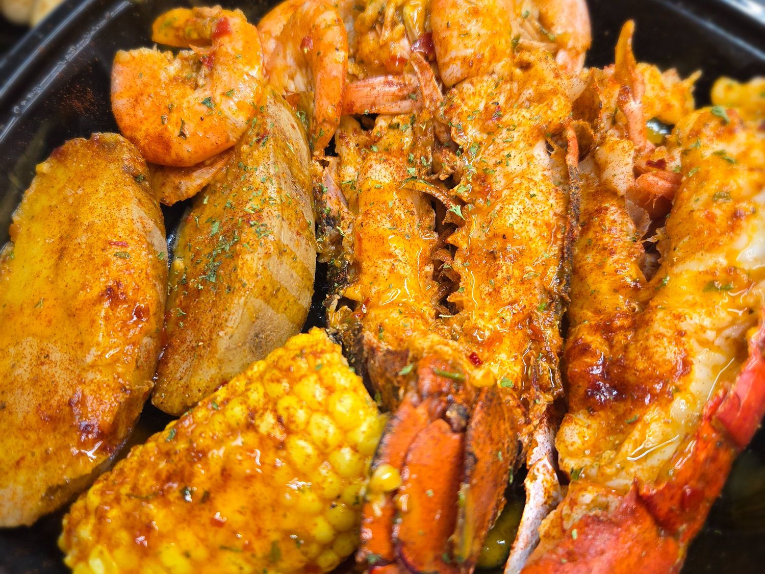 Sauced Up Wings and Seafood